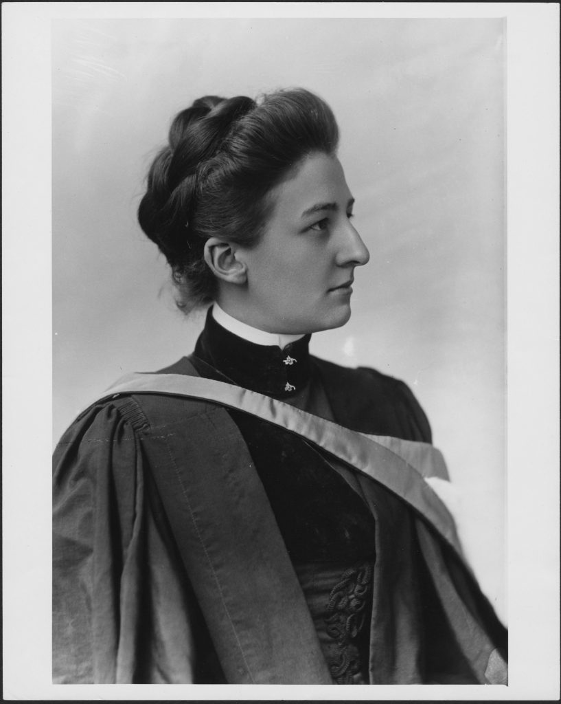 La vie de Carrie Derick exposée au Musée - Le Richelieu