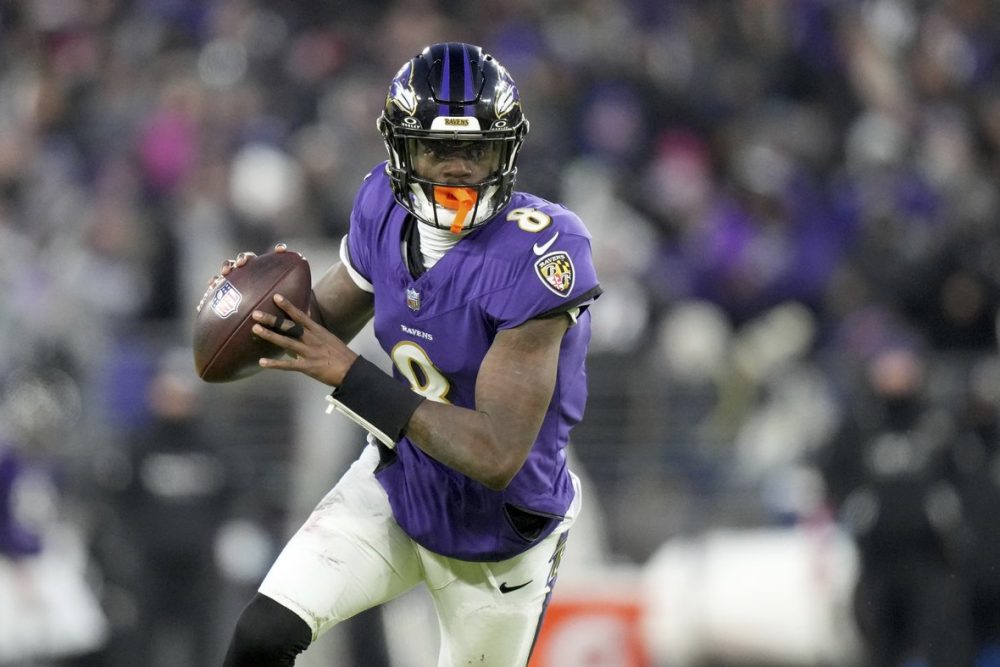 Ravens: le quart Lamar Jackson devient le premier membre du club 4000 ...