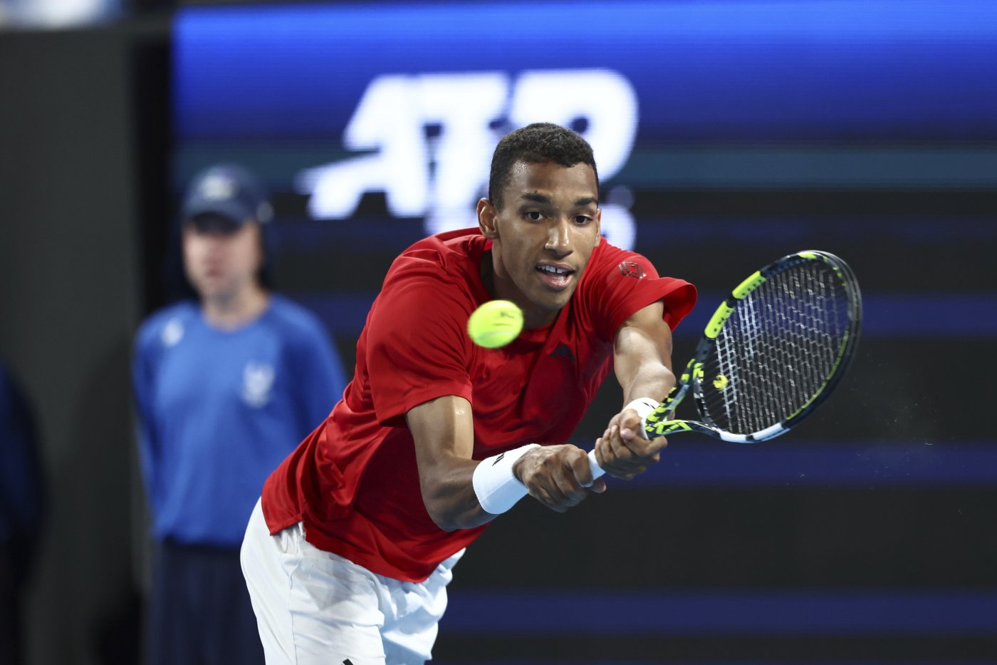 Adélaïde: Auger-Aliassime passe au 3e tour, Shapovalov s'incline - Le Richelieu